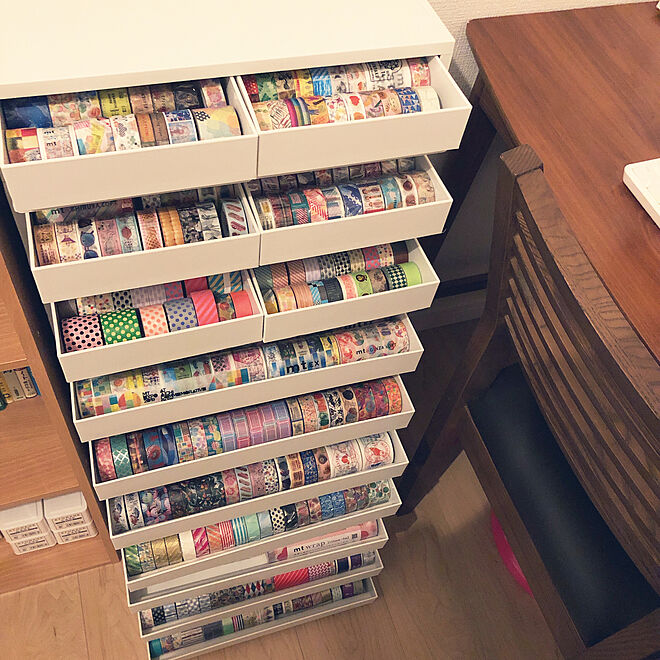 【探しやすい】マスキングテープの収納実例21選！オススメの保管ケースや収納のコツは？ | インテリアまとめサイト -LUV INTERIOR-