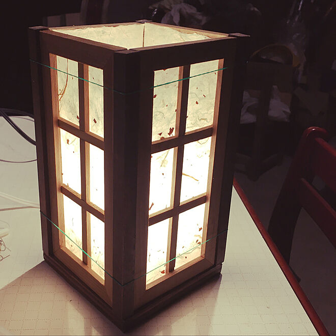 【簡単すぎ】100均ライトでもDIYでオシャレに激変!自作のコツや簡単に手作りするポイントは？ | インテリアまとめサイト -LUV INTERIOR-